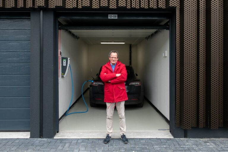 Autostalling in de buurt? Garageboxen in heel Nederland | GaragePark