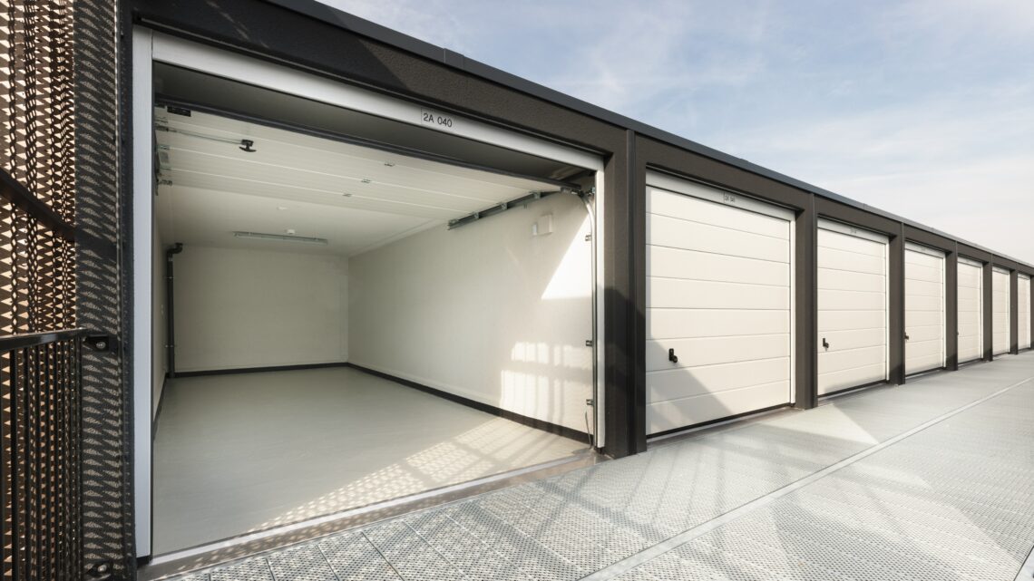 Hoe lang en breed is een garagebox gemiddeld in Rosmalen? - GaragePark
